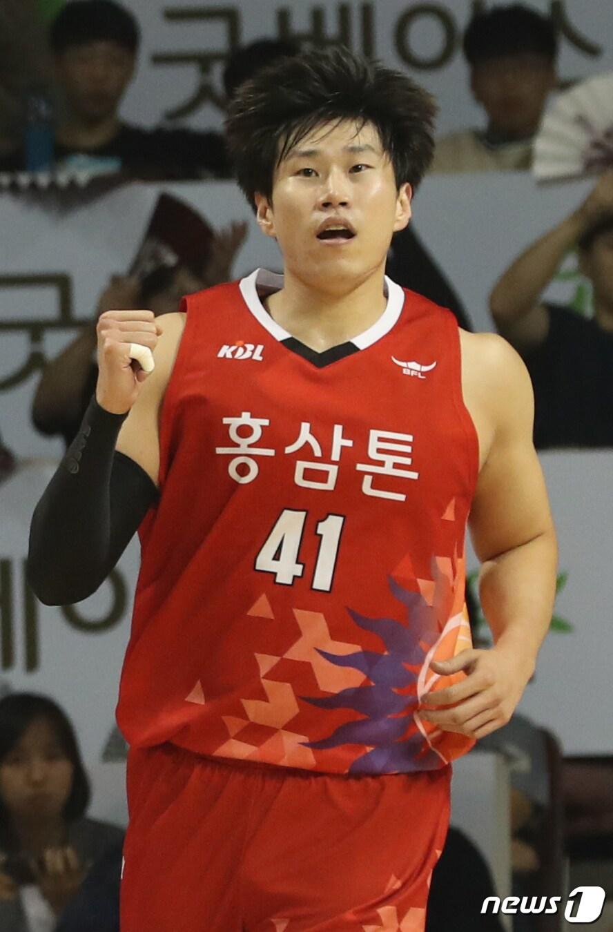 오세근·맥클린, 프로농구 1라운드 'PER 1위' - 뉴스1