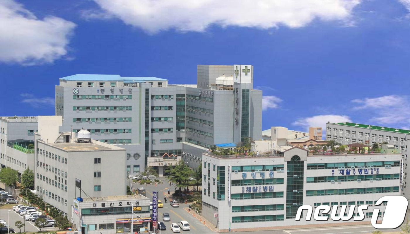 "심장혈관흉부외과 전문의 없어서" 전남 권역심뇌혈관센터 지정 철회 - 뉴스1