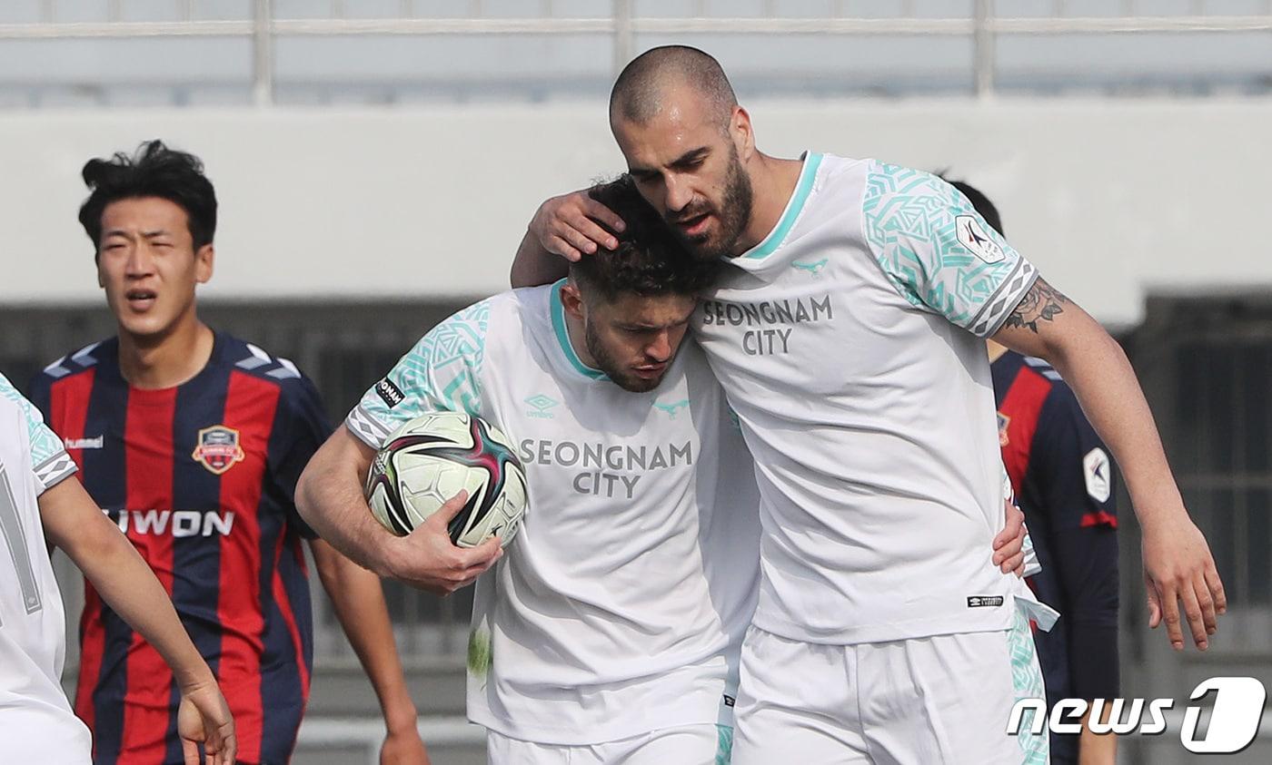 203㎝ 장신 공격수 뮬리치, K리그1 4R MVP 선정 - 뉴스1