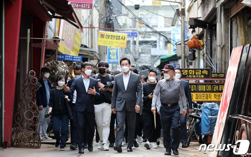 오세훈표 '녹지생태 도심'…을지로3가 빌딩 올리고 녹지 확충 - 뉴스1