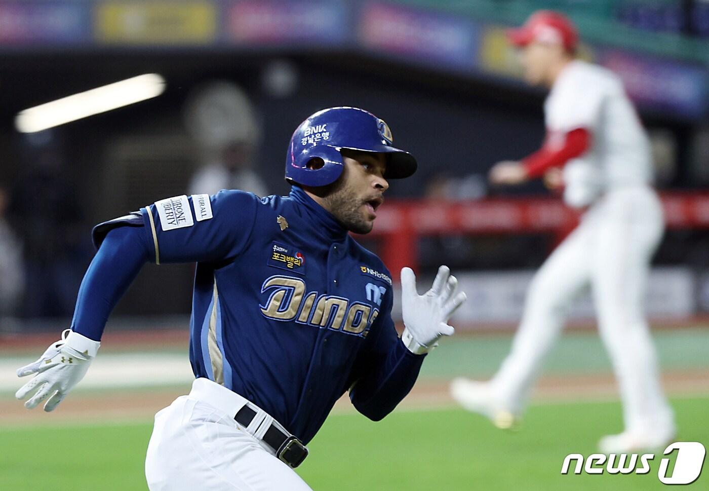 흐름 좋은 NC, 김광현 상대로 1회부터 3득점…쾌조의 출발[준PO2] - 뉴스1
