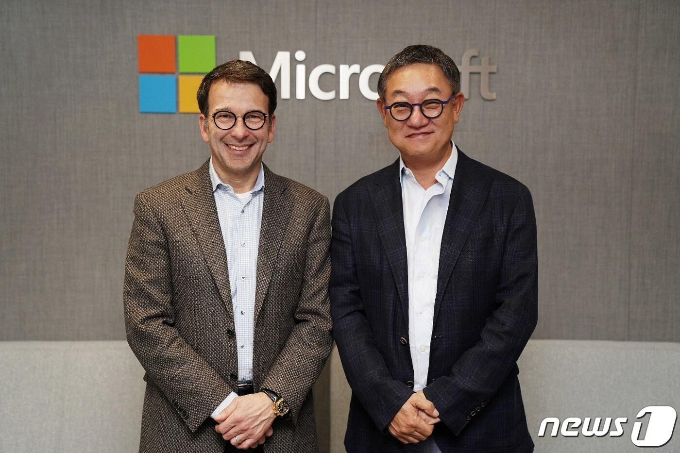 LG CNS, MS와 함께 챗GPT 기반 AI 서비스 만든다 - 뉴스1