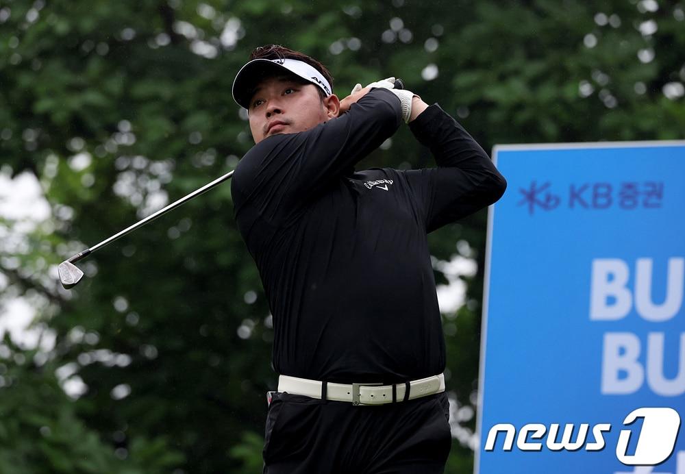이승택, PGA 2부 바하마 골프 대회서 첫날 공동 45위 - 뉴스1