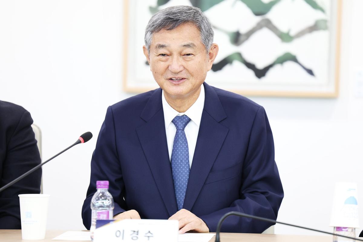 이경수 코스맥스 회장 "ODM 1등 넘어, 믿고 사는 코스맥스 만들 것" - 뉴스1