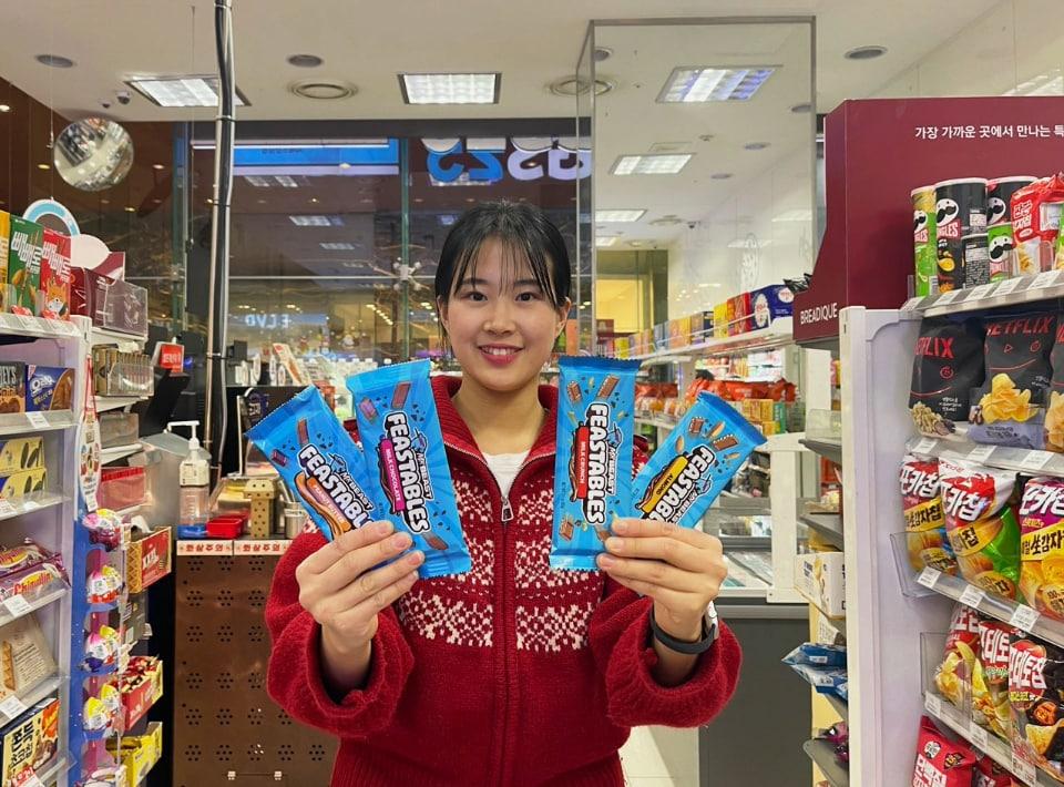 GS25, 구독자 1위 유튜버 '미스터비스트' 피스터블 초콜릿 출시 - 뉴스1