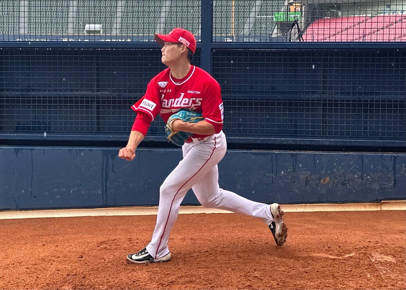 SSG가 믿는 '예비역' 김택형·장지훈, 전역 이틀 만에 1군 콜업 - 뉴스1