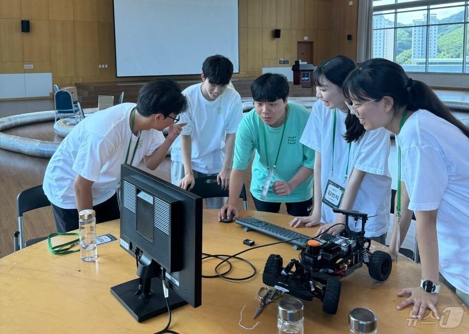 UNIST '교육기부 진로체험기관' 선정…2027년까지 공식 인증 - 뉴스1