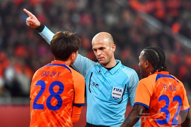 '전두환 사진' 도발 산둥, ACLE 울산전 킥오프 2시간 남기고 기권 - 뉴스1