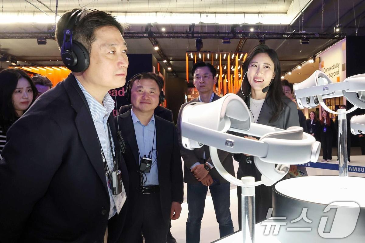 [MWC25] 홍범식도 XR '무한'에 눈독…"잠재력 보여주는 이름" - 뉴스1