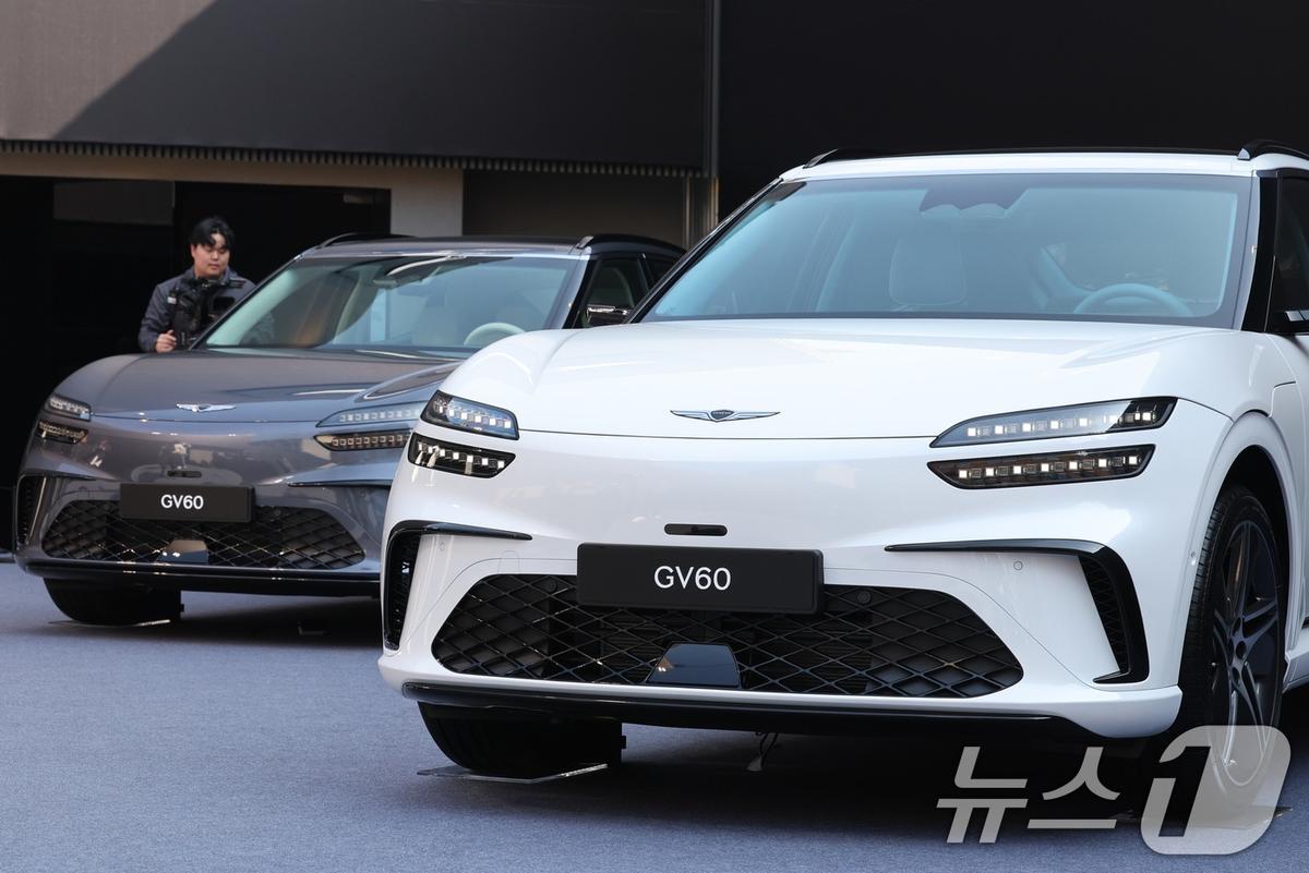 [뉴스1 PICK]주행거리 늘린 제네시스 GV60 부분변경 출시 - 뉴스1