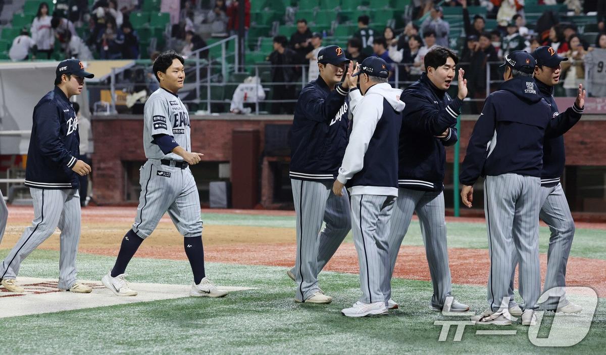 한화, SSG 3연전 스윕하고 4연승…KIA는 KT에 9회 끝내기 승(종합) - 뉴스1