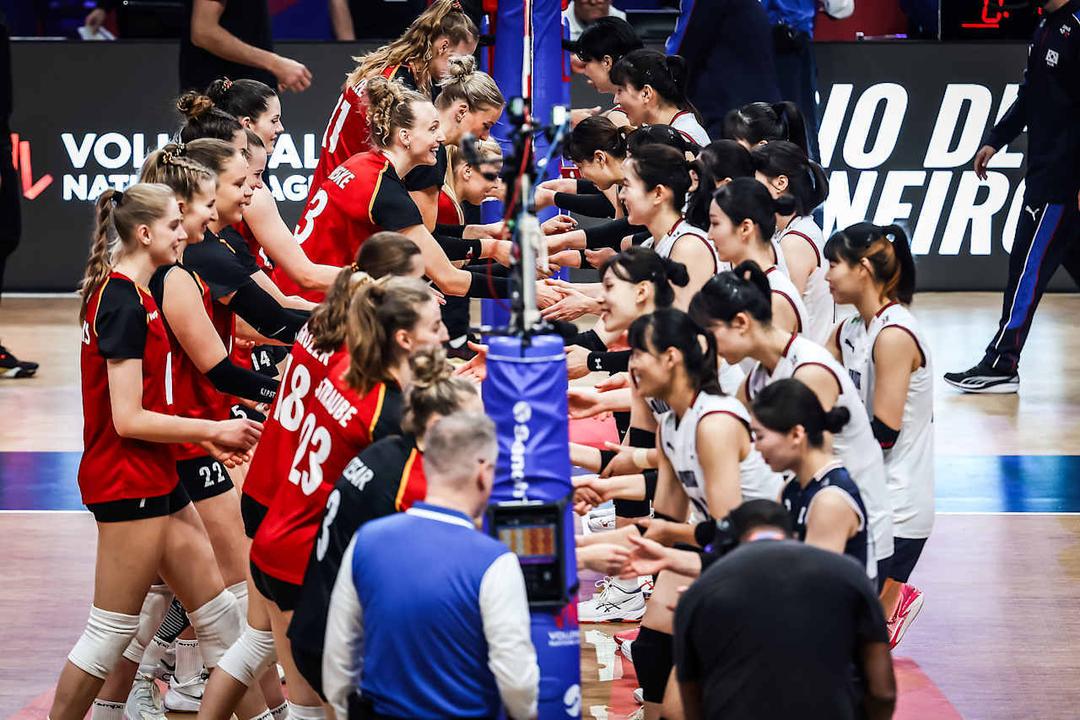 '블로킹 1-18'…여자배구 VNL 첫 경기서 독일에 0-3 패배 - 뉴스1