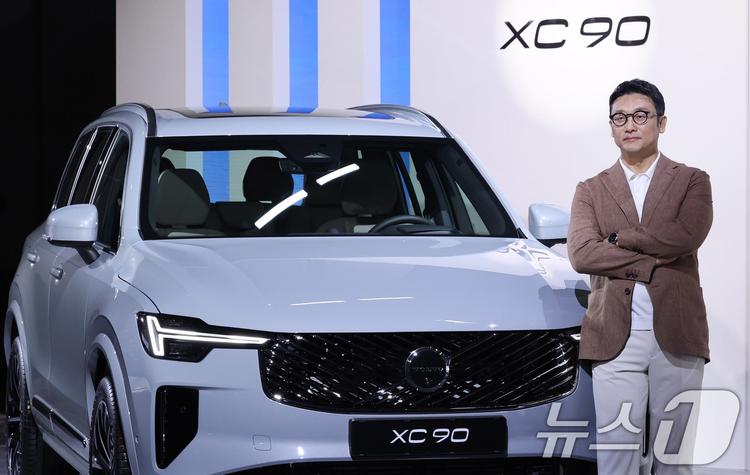 "1억 미만 유일 수입 프리미엄 SUV"…볼보XC90·S90 출시(종합) - 뉴스1